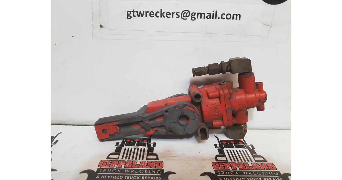 HADLEY HEIGHT CONTROL VALVE 5161579 HADLEY 5161579 for sale (refcode ...