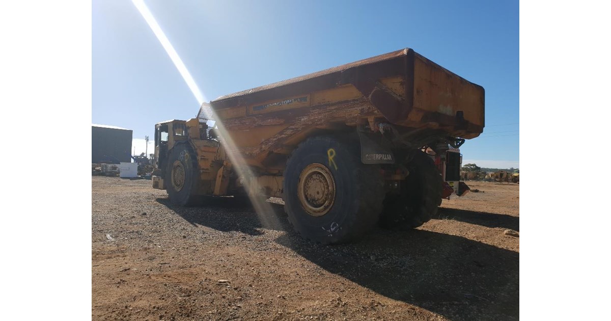 2002 CATERPILLAR AD40 for sale (refcode TA1069106)