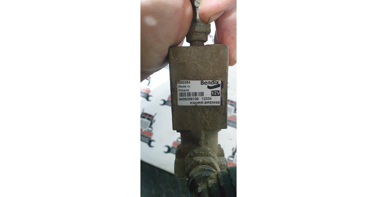BENDIX SOLENOID VALVE 300354 BENDIX 300354 for sale (refcode TA1076621)