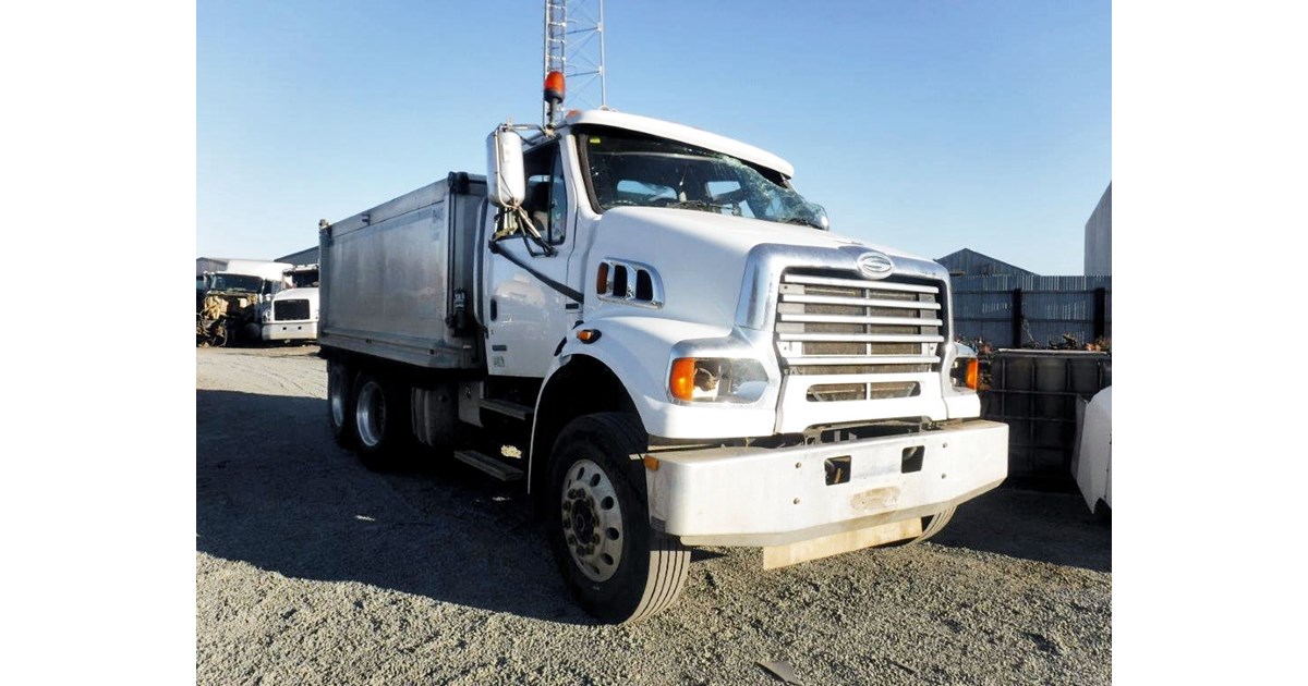 2008 STERLING LT7500 for sale (refcode TA1077472)