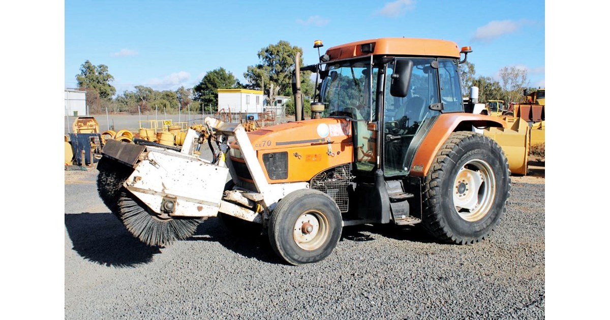 2002 CASE CX70 for sale (refcode TA1086516)