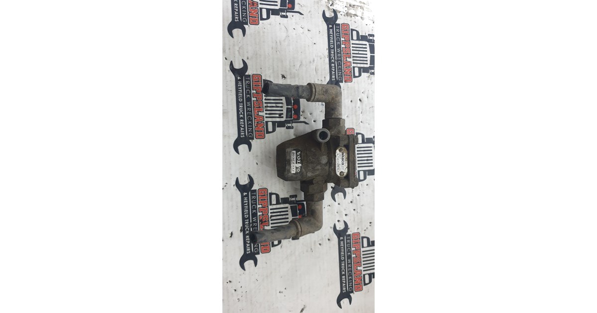 WABCO VOLVO PRESSURE LIMITING VALVE 4750150630 WABCO VOLVO 4750150630 ...