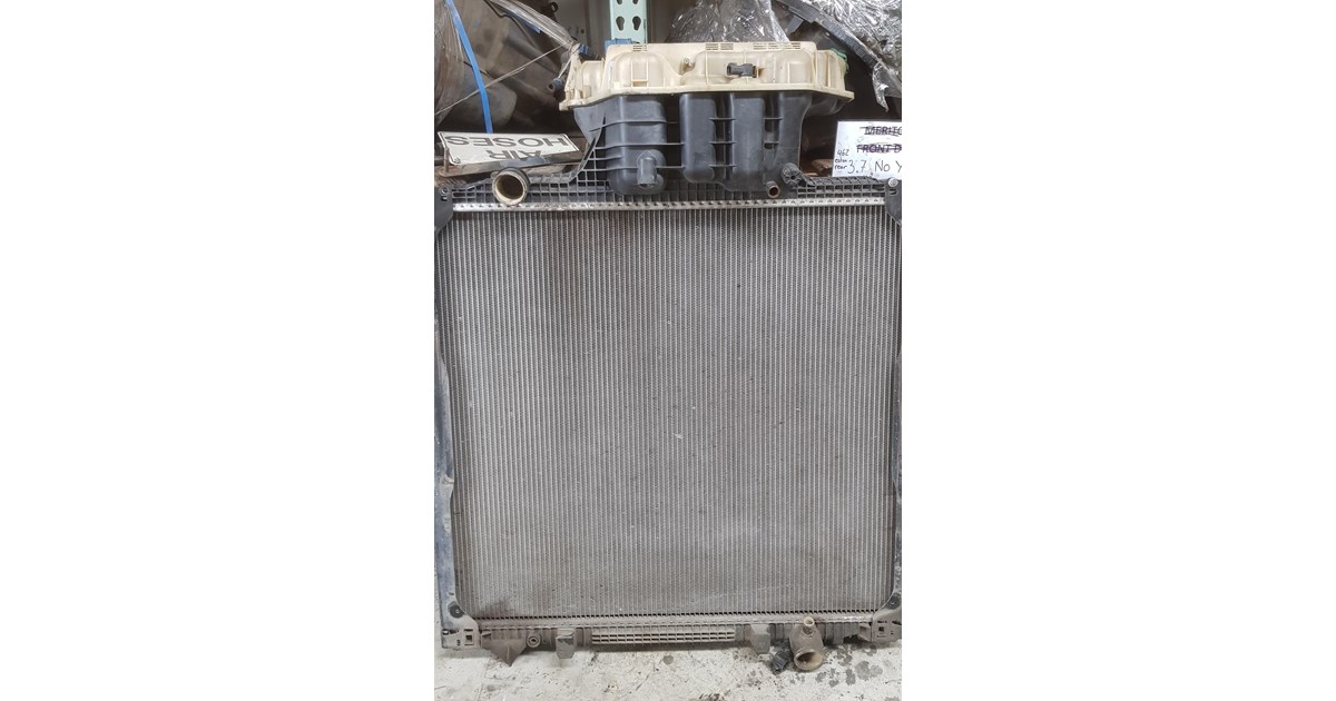 MAN RADIATOR 81061016519 MAN 81061016519 for sale