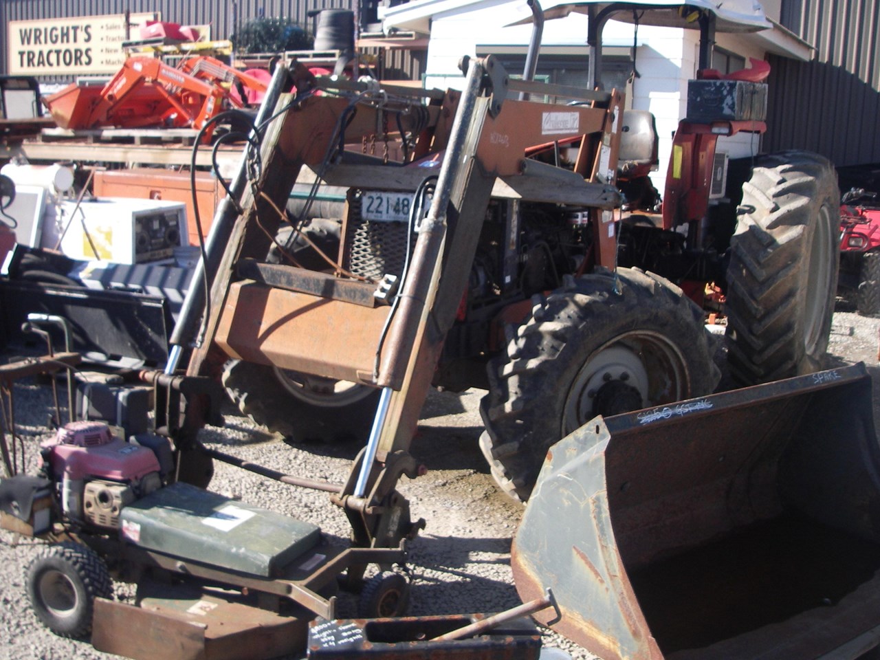 MASSEY FERGUSON 4270 TRACTOR WITH FEL (WRECKING PARTS ONLY) for sale ...
