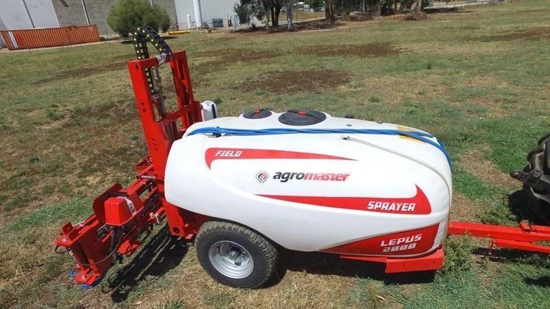 AGROMASTER 2000L LEPUS FIELD TRAILING SPRAYER C/W 16M SEMI HYD BOOM for ...