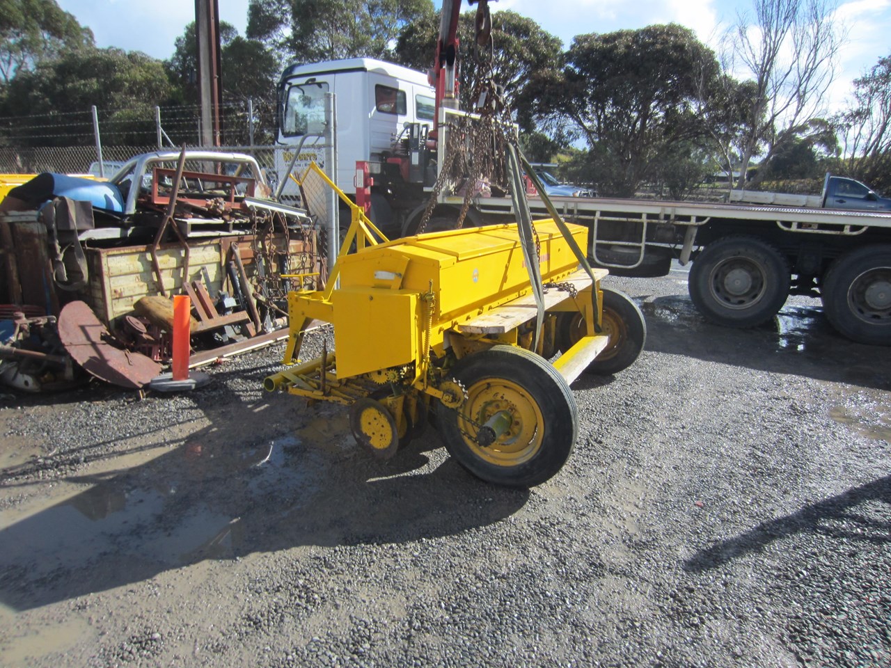 CONNOR SHEA 18 ROW DISC SEEDER, TRAILING for sale (refcode TA1131839)