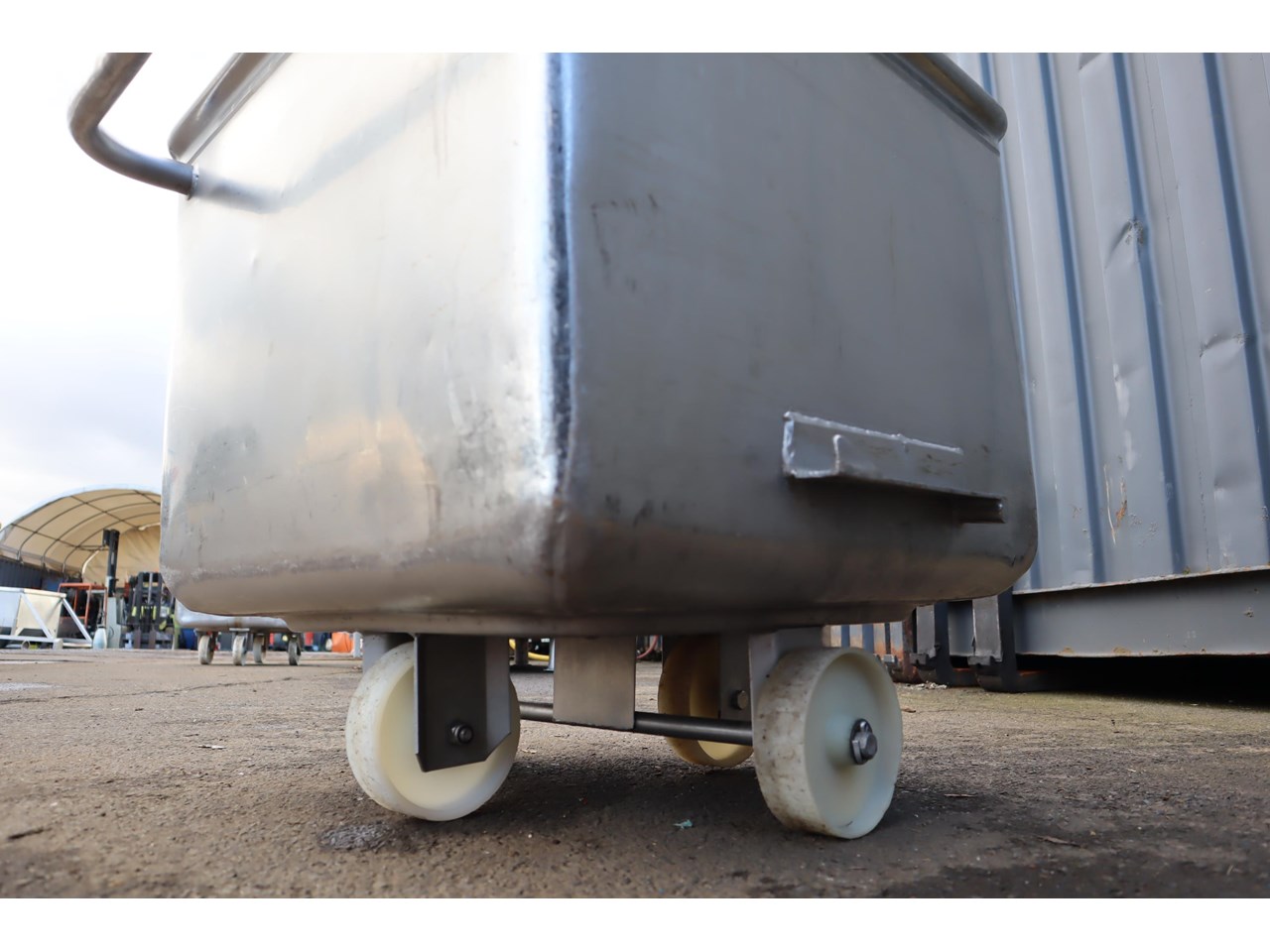 SMALL STAINLESS STEEL TANK TUB TROLLEY 180L for sale