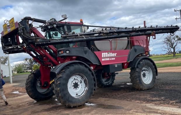 MILLER NITRO 4365 for sale (refcode TA1150406)