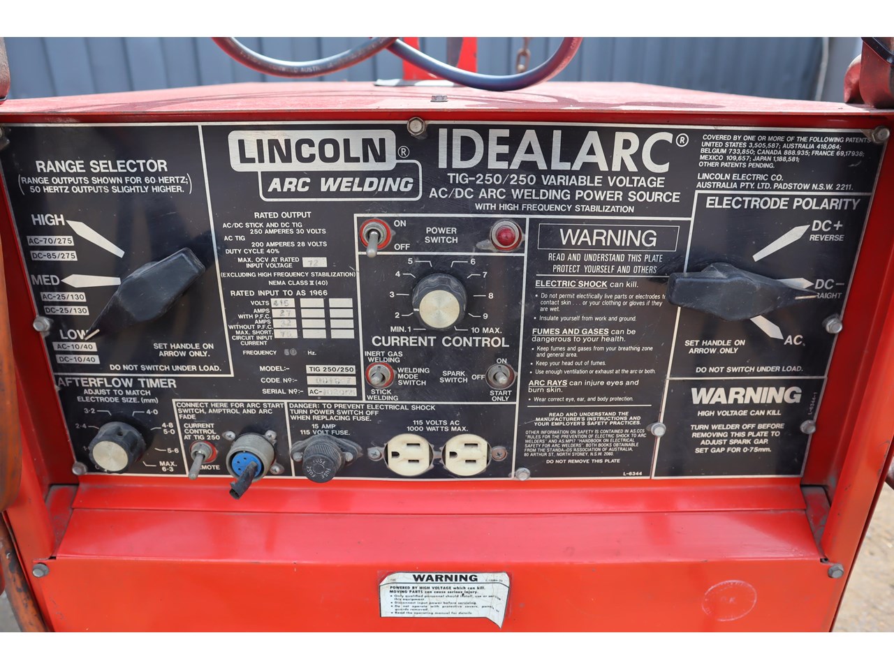 LINCOLN IDEALARC TIG 250/250 250A AC/DC TIG WELDER for sale