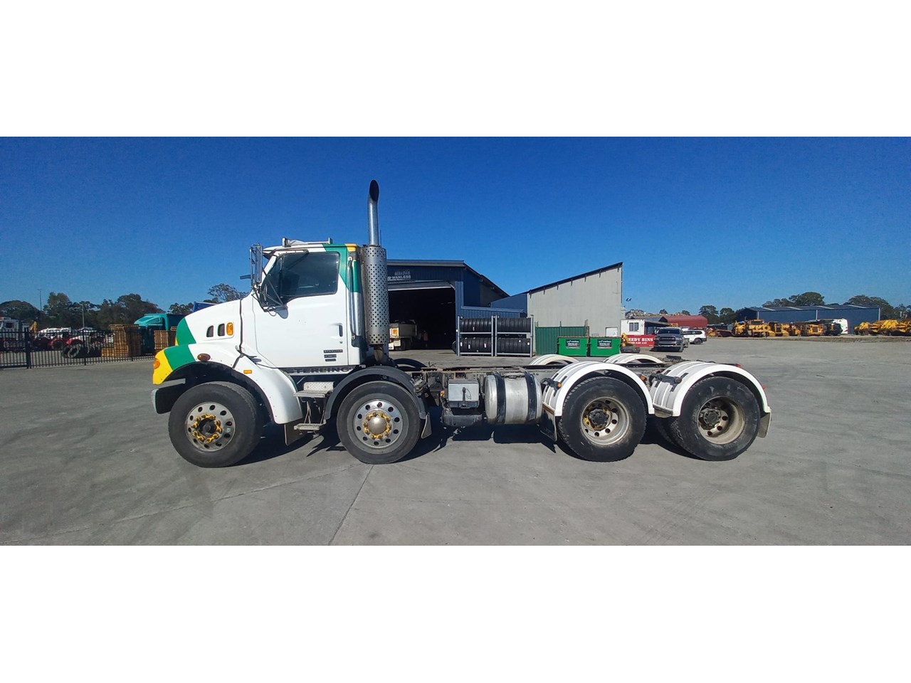 2007 STERLING LT7500 LT 7500 8X4 for sale (refcode TA1155669)