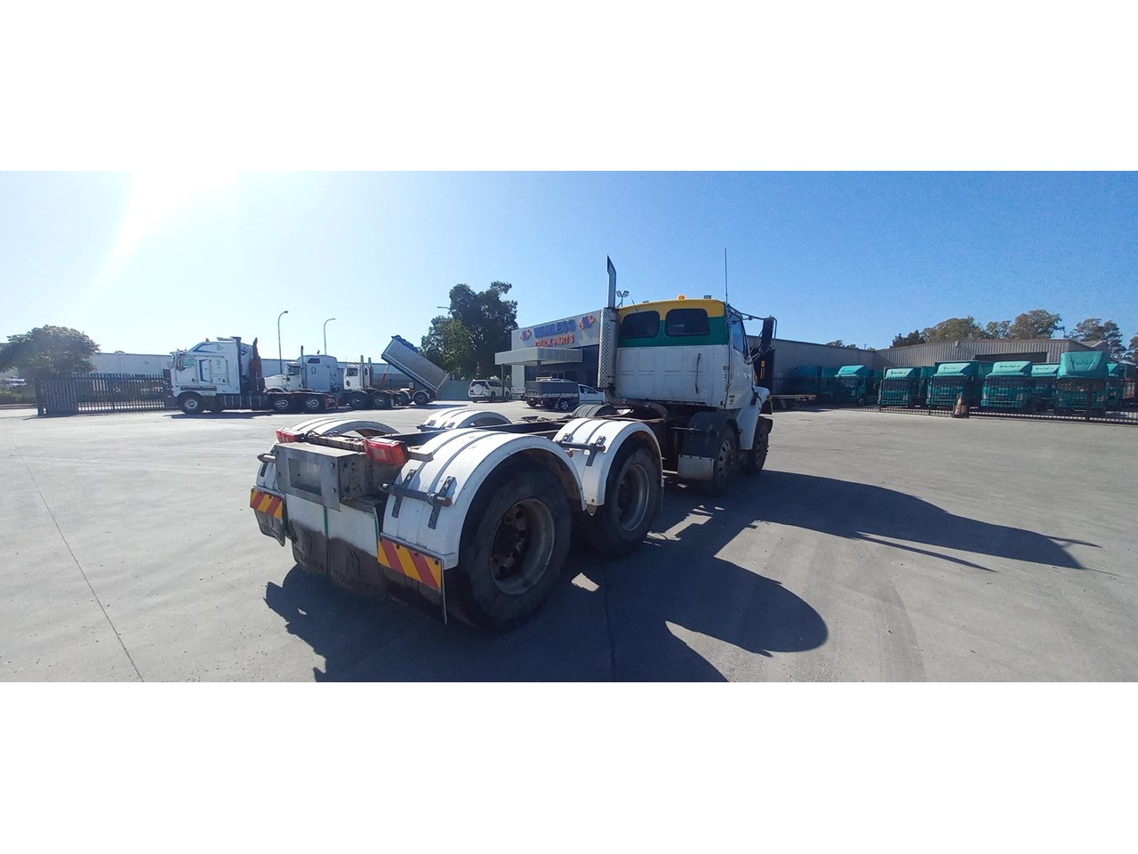 2007 STERLING LT7500 LT 7500 8X4 for sale (refcode TA1155669)