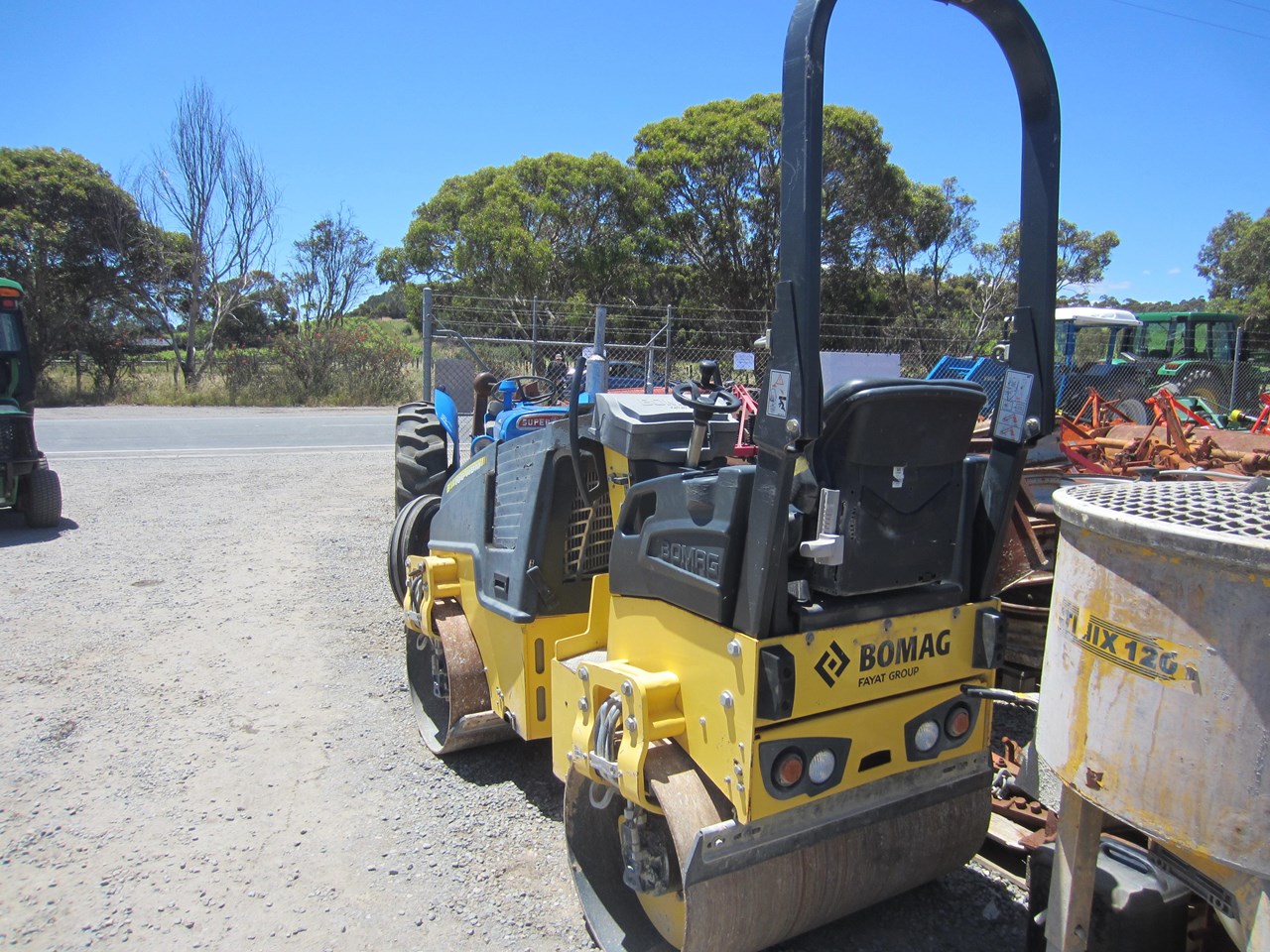 BOMAG BW100 ADM-5 DOUBLE DRUM VIBRATORY ROLLER (08) 8323 8795 for sale