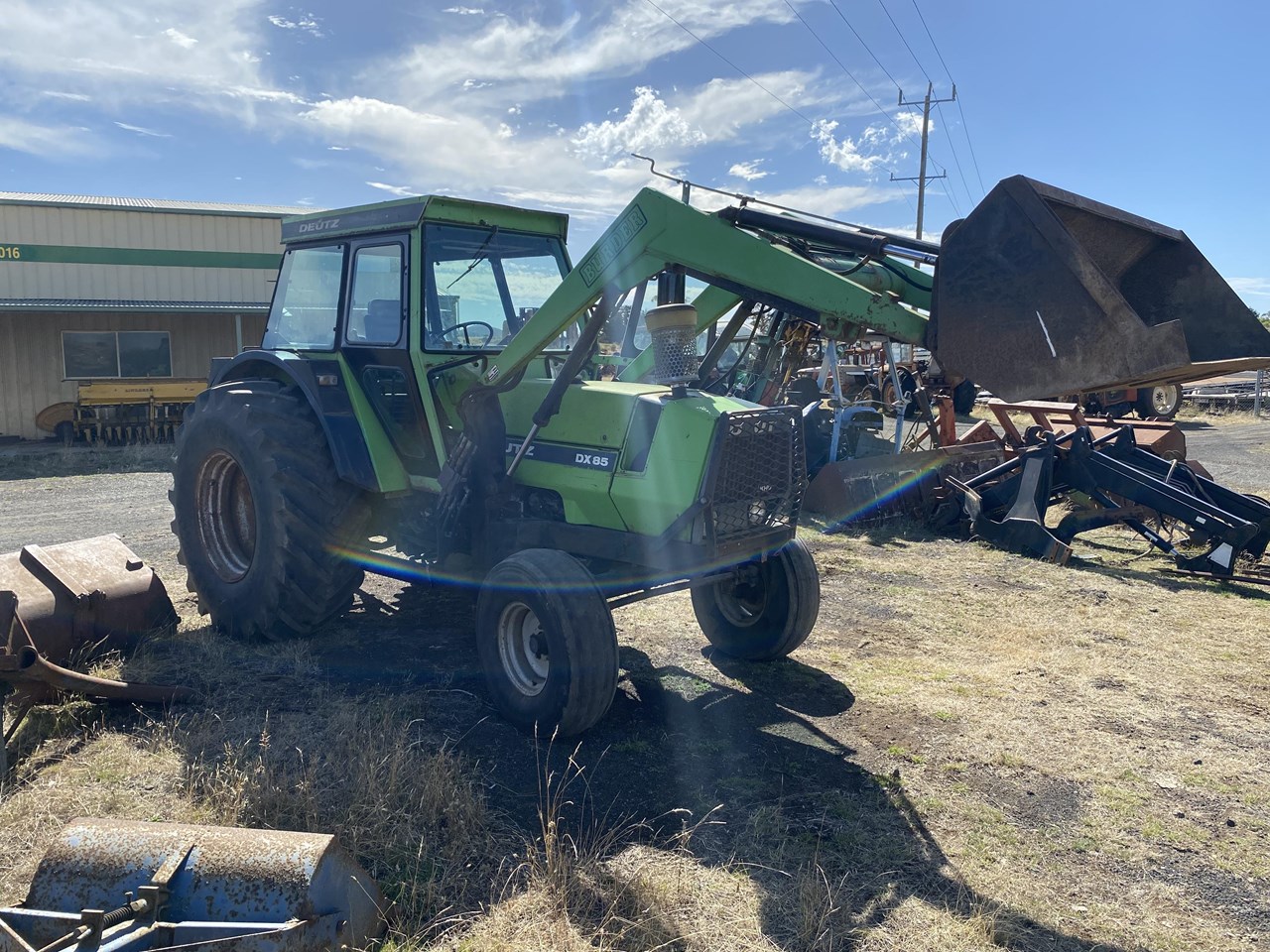 DEUTZ DX85 TRACTOR. WITH LOADER for sale (refcode TA1165630)