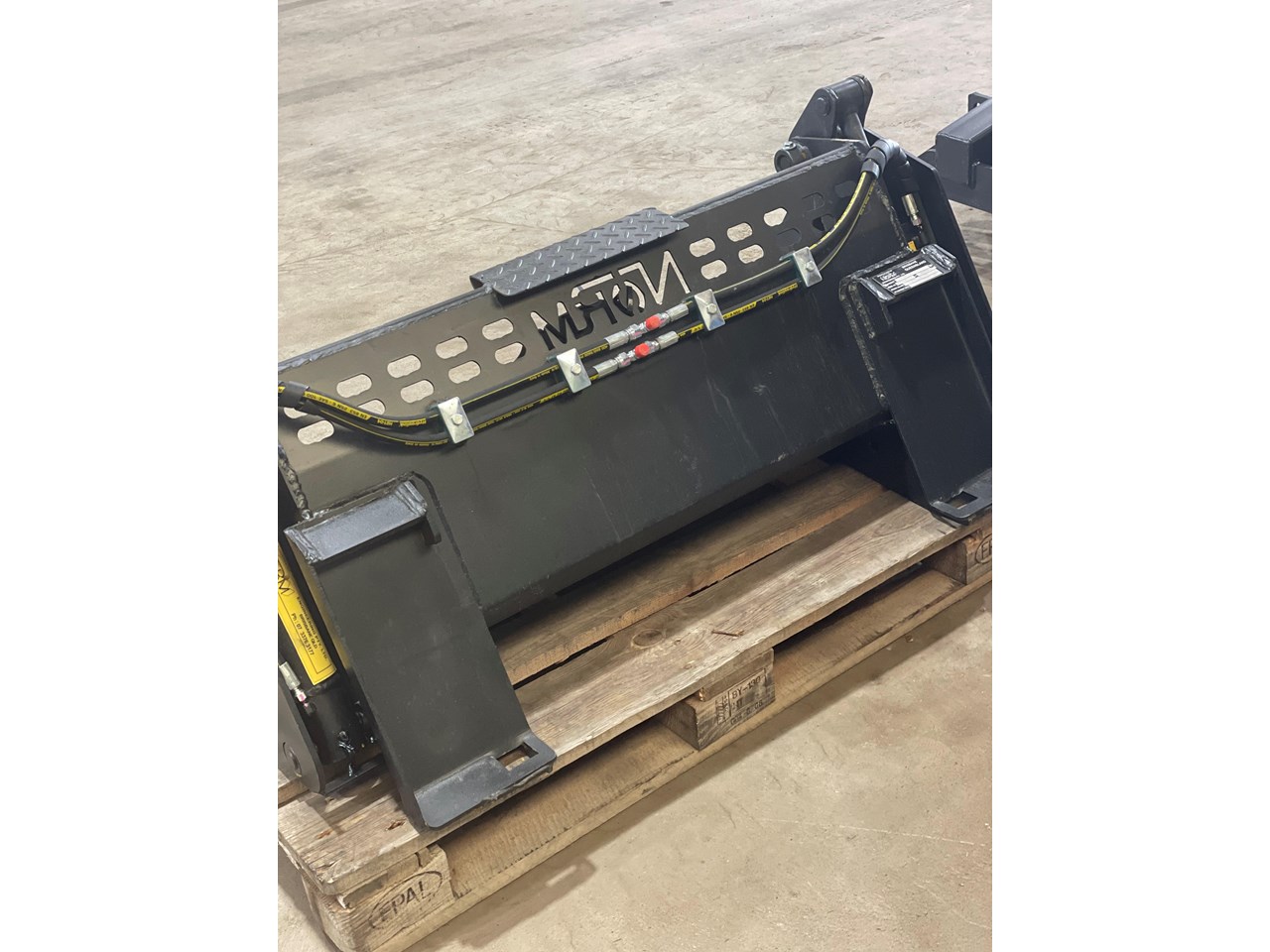 2022 NORM ENGINEERING NEW NORM 4 IN 1 BUCKET ASV 1250MM ASV Bucket for sale