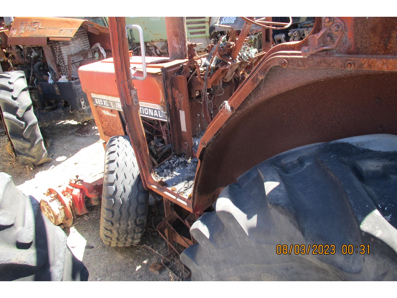INTERNATIONAL 685XL TRACTOR, 4 WHEEL DRIVE WRECKING PARTS ONLY for sale ...