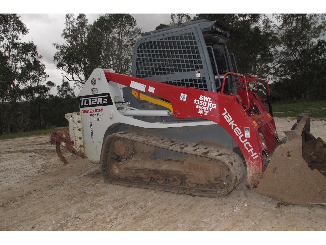 TAKEUCHI TL12R2 for sale