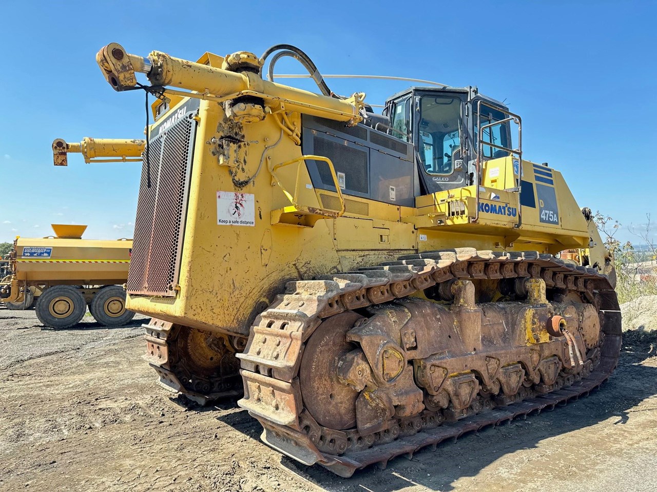 2005 KOMATSU D475A-5 for sale (refcode TA1172980)