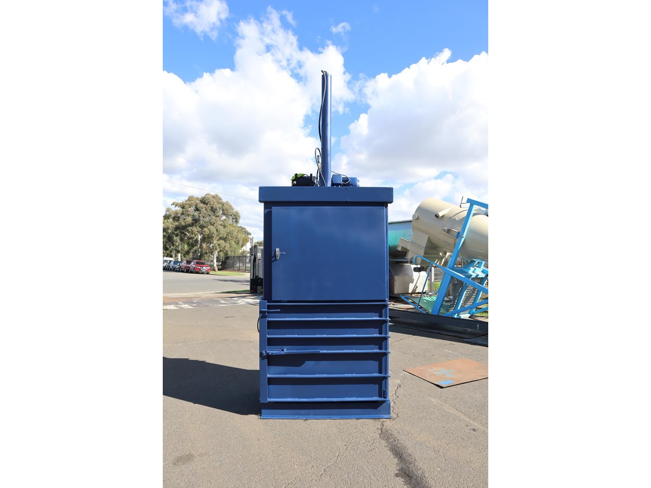 ELEPHANT'S FOOT INDUSTRIAL HYDRAULIC BALER BAILER COMPACTOR for sale