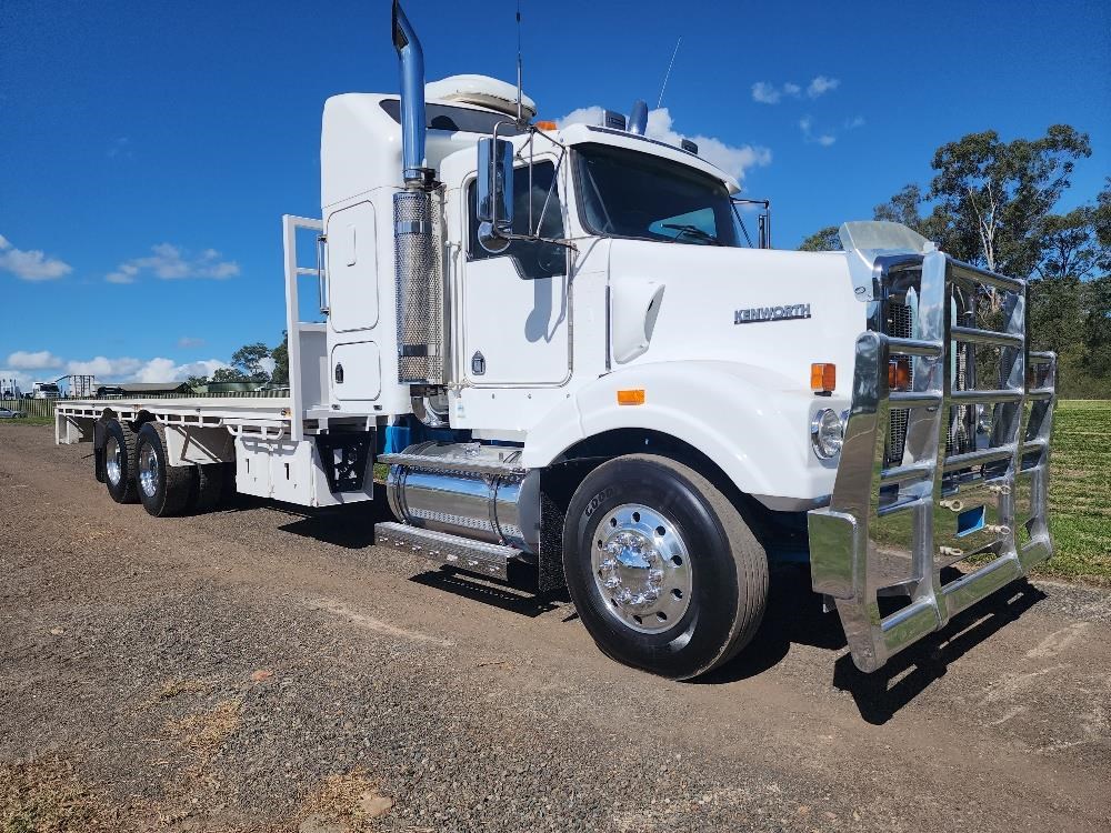 2004 KENWORTH T404 SAR 500HP , AUTO , 90T , 7.5MTR TRAY for sale