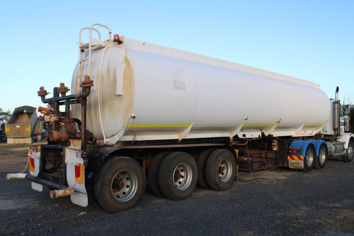2006 TIEMAN TRI AXLE WATER TANKER for sale