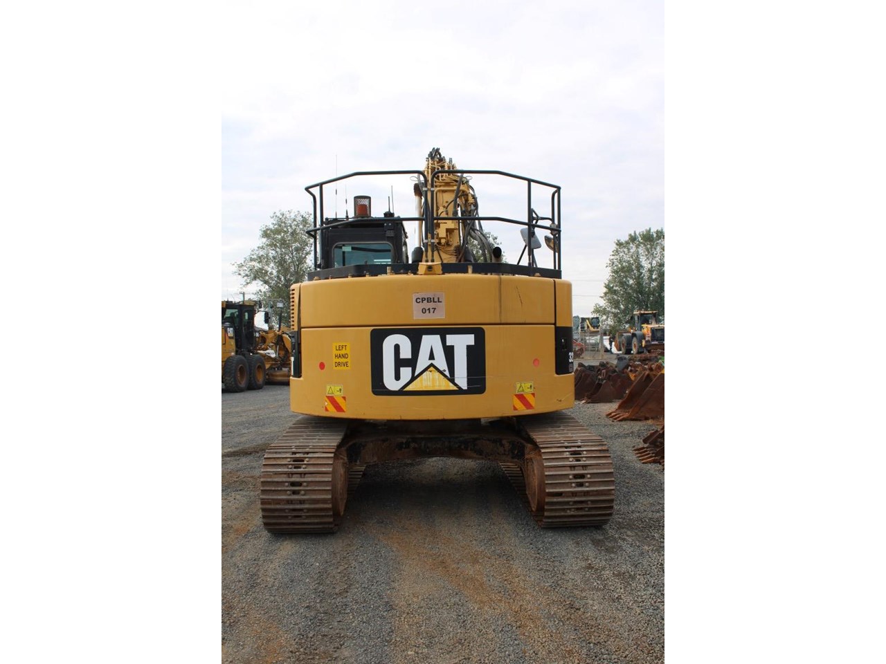 2014 CATERPILLAR 321D LCR for sale