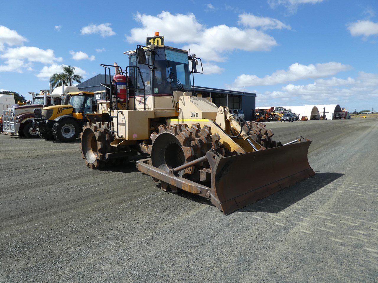 2003 CATERPILLAR 816F COMPACTOR for sale