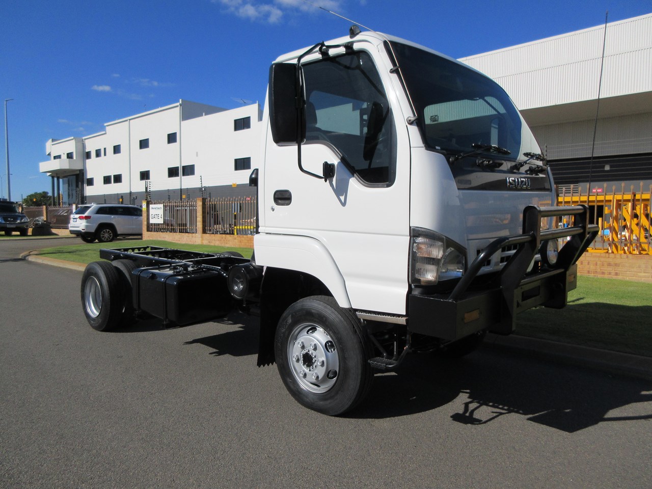ISUZU NPS300 for sale