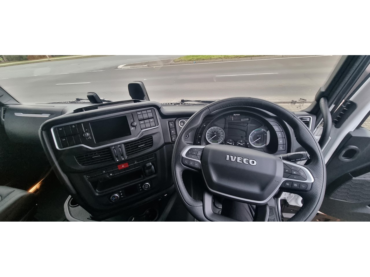 2023 IVECO SWAY 550 for sale