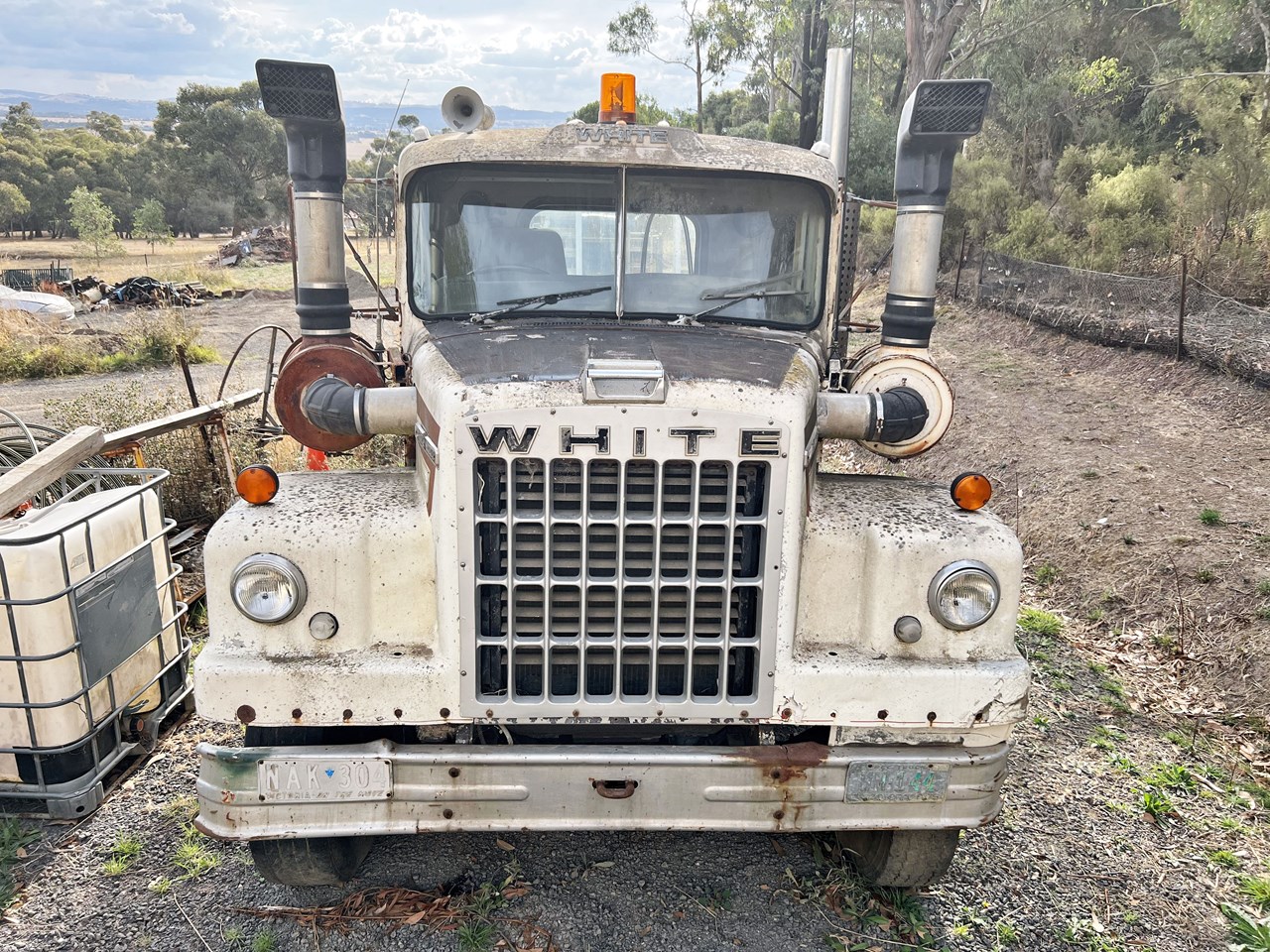 1974 WHITE 9000 for sale