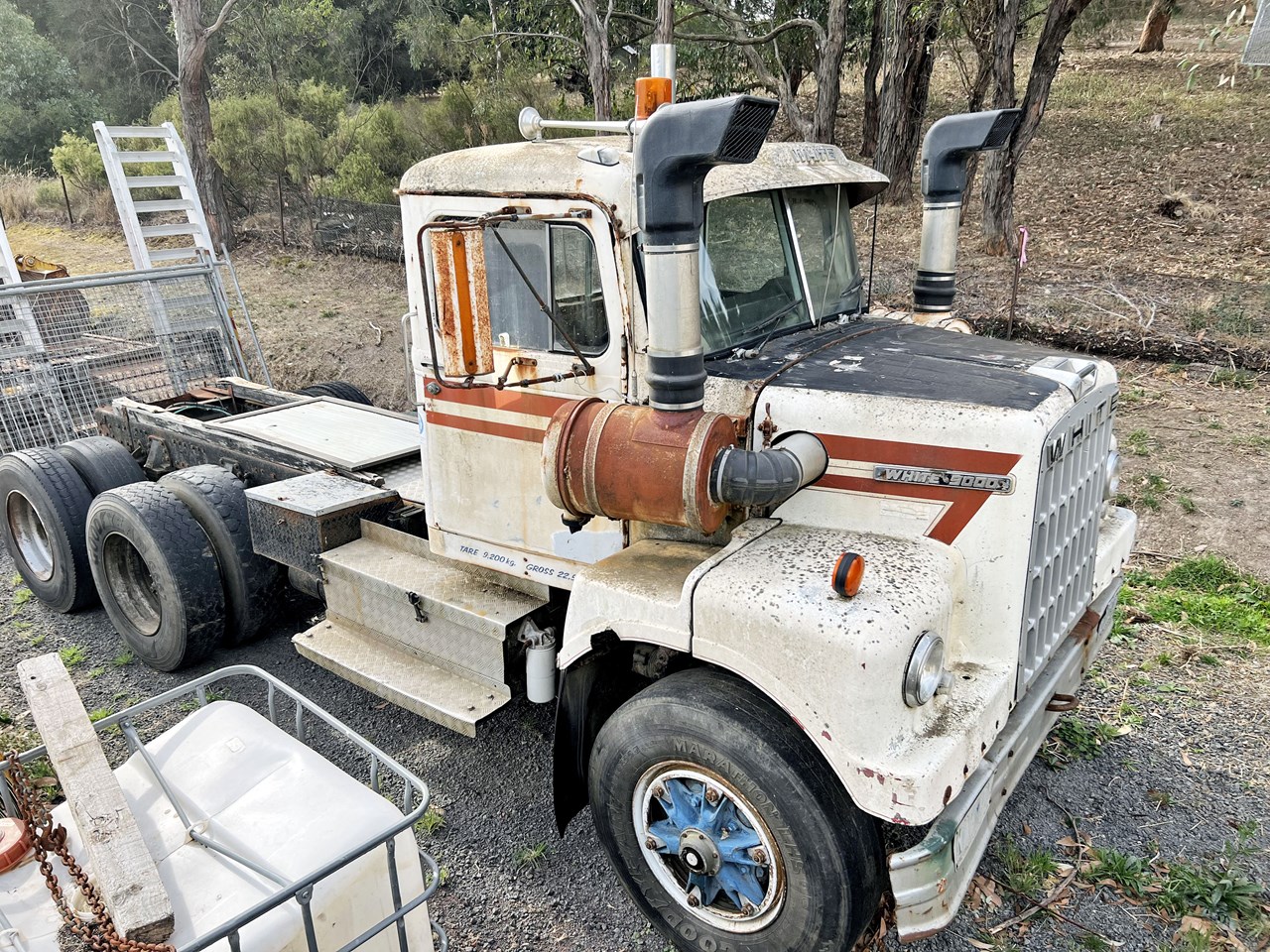 1974 WHITE 9000 for sale