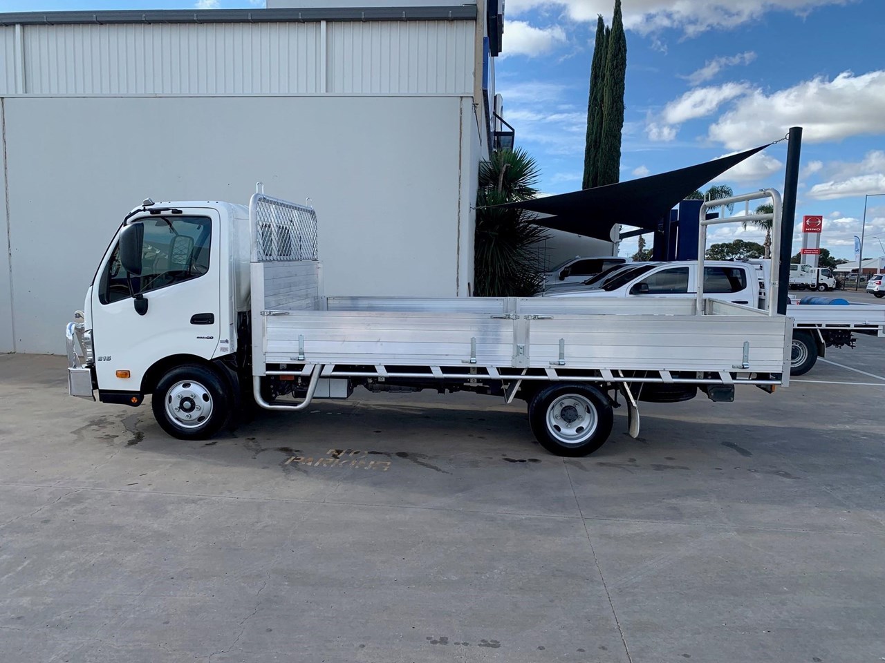 2022 HINO 300 SERIES - 616 Hino 616 Tradeace for sale