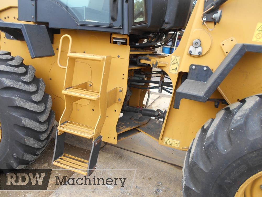 2015 CATERPILLAR 910K for sale