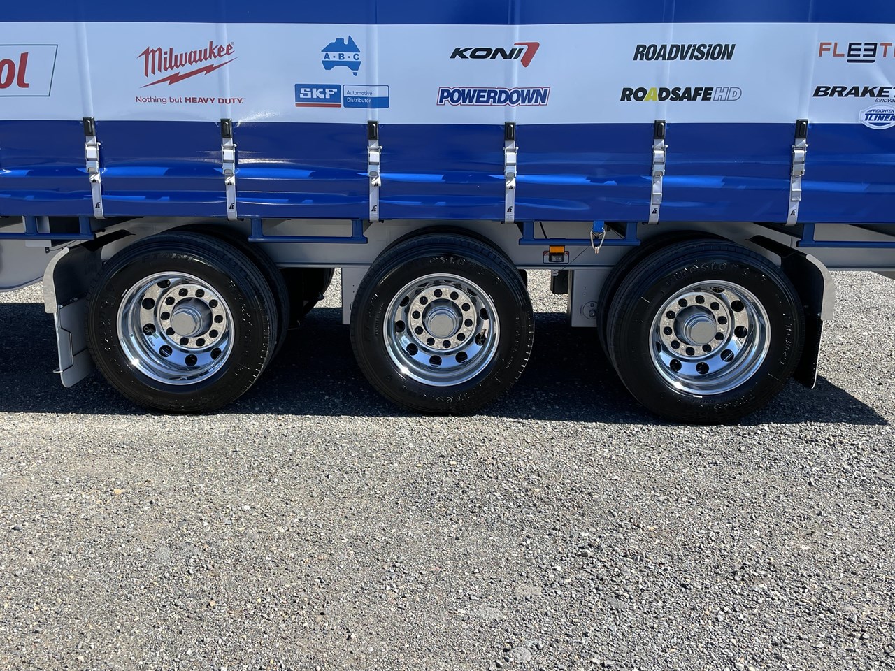 2023 MAXITRANS 45FT DROP DECK CURTAINSIDER TRAILER WITH MEZZ DECKS for sale