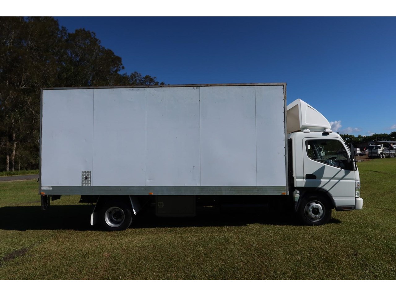 2007 FUSO CANTER FE85P for sale
