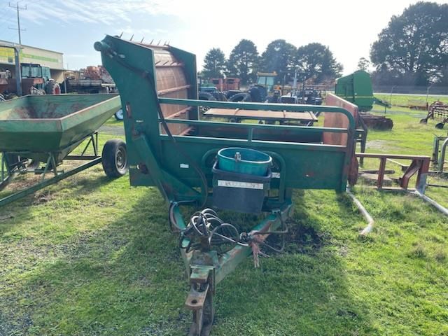 TRULINE SQUARE BALE FEEDER OR ROUND for sale