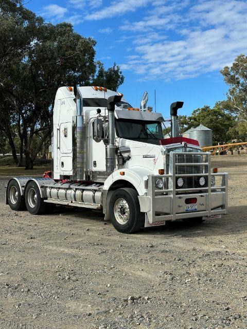 2012 KENWORTH T409 SAR for sale