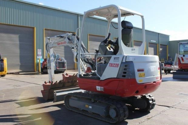 2016 TAKEUCHI TB228 TAKEUCHI TB228 for sale