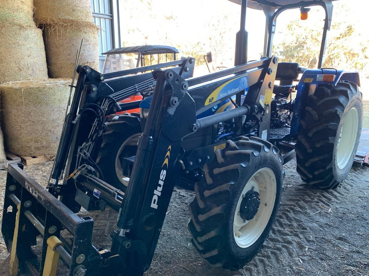 NEW HOLLAND TT75 for sale