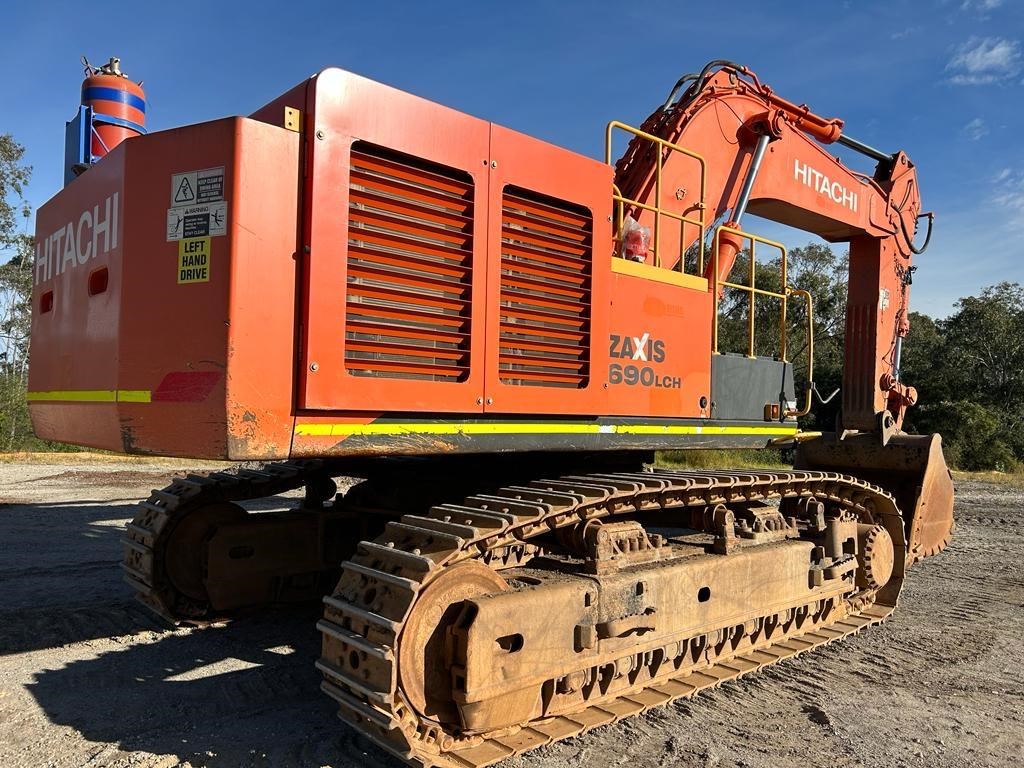 2017 HITACHI ZX690-5B for sale