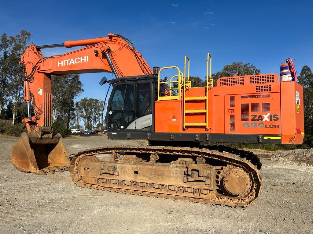 2017 HITACHI ZX690-5B for sale