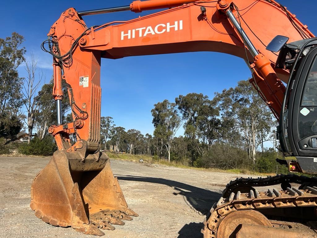2017 HITACHI ZX690-5B for sale