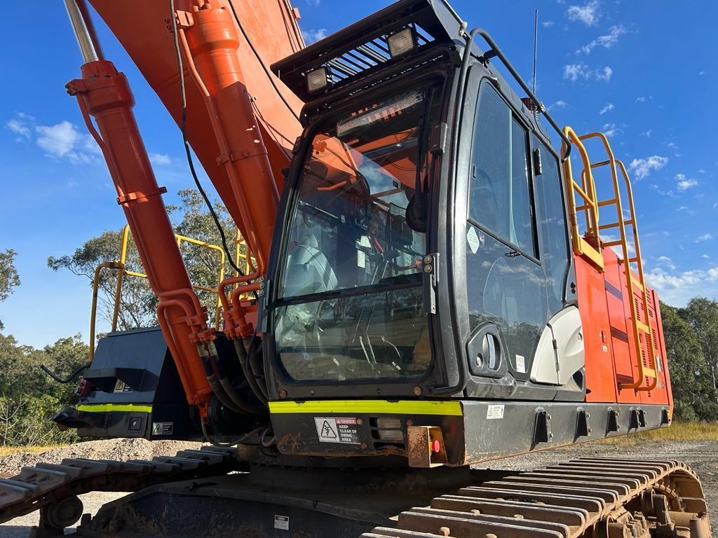 2017 HITACHI ZX690-5B for sale