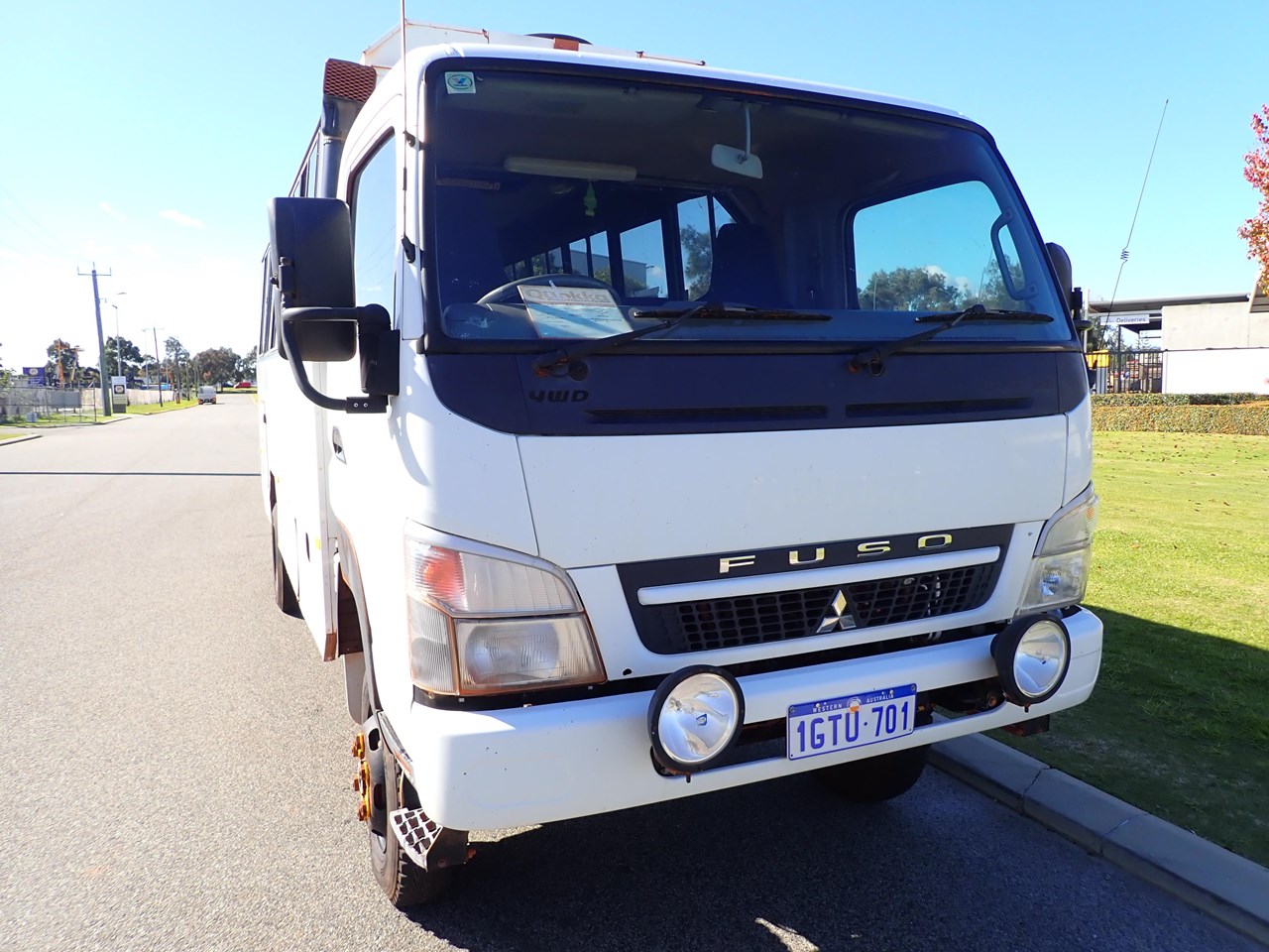 2010 MITSUBISHI CANTER 4X4 4 X 4 for sale