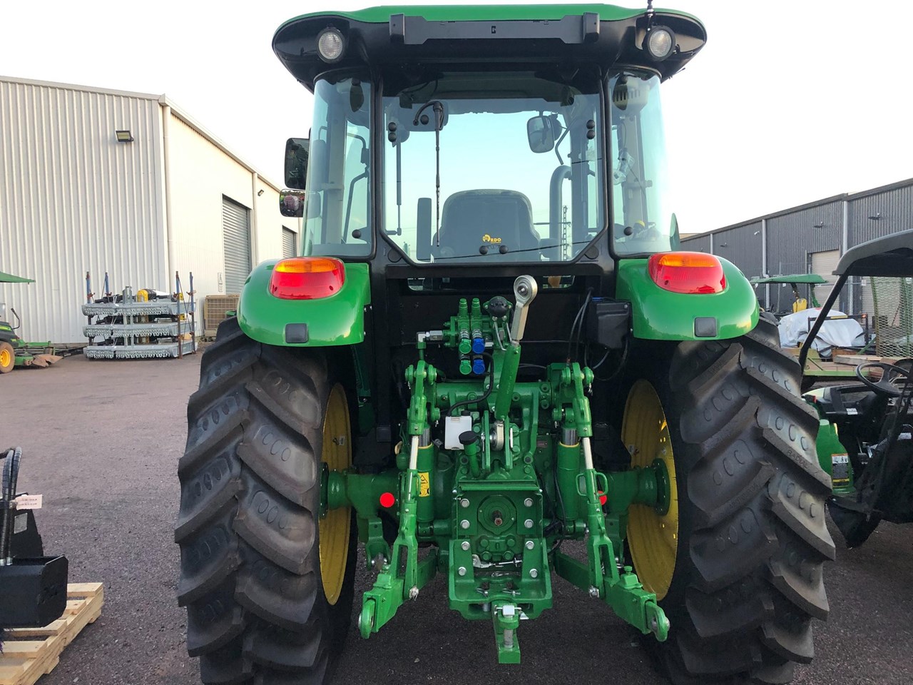 2022 JOHN DEERE 5075M for sale