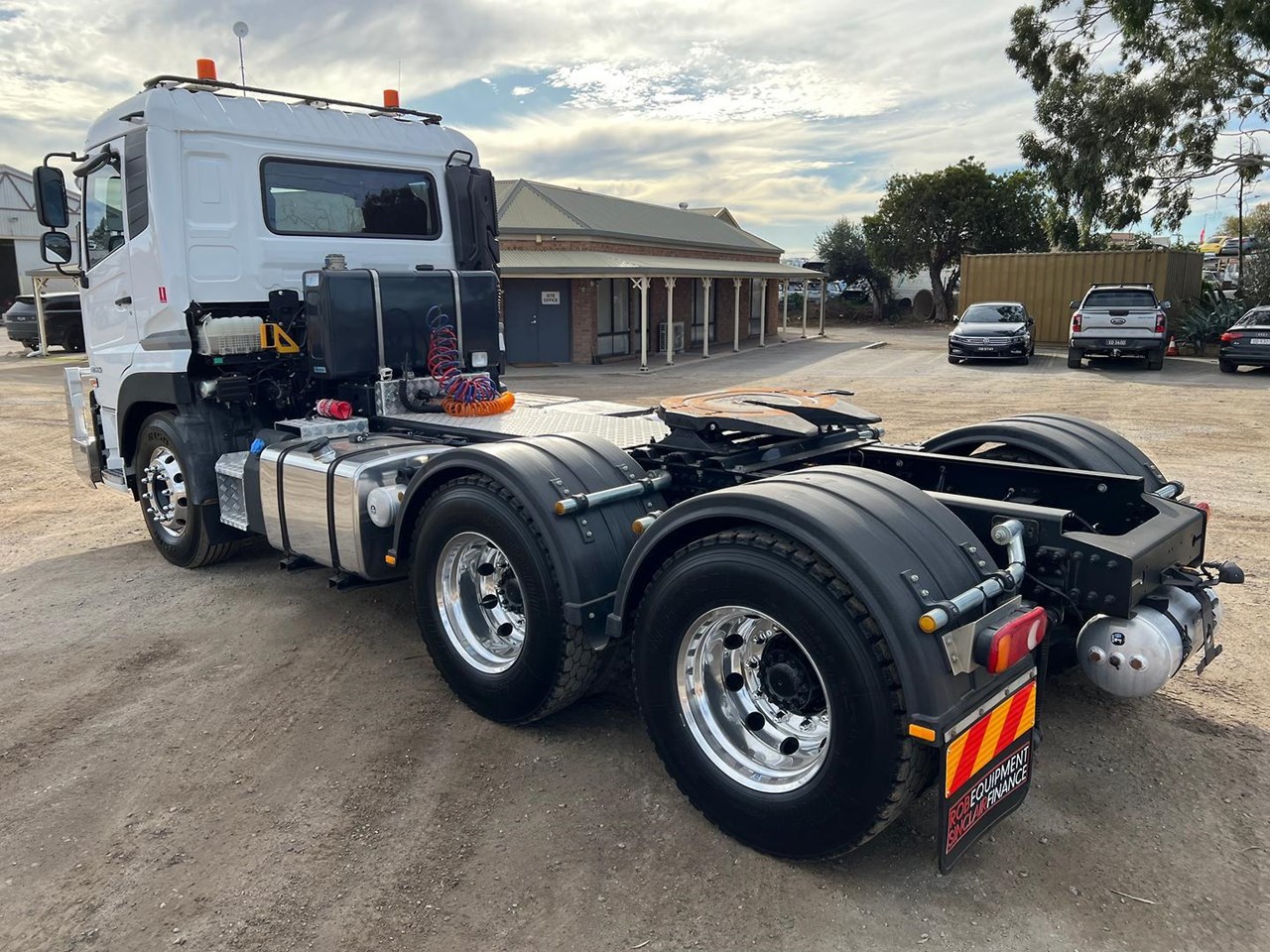 2021 UD GW 26 460 QUON for sale