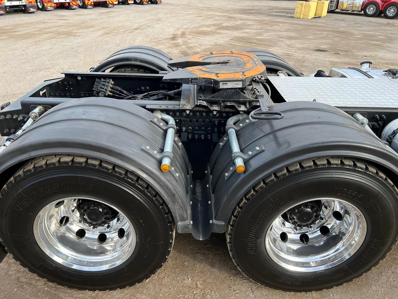 2021 UD GW 26 460 QUON for sale