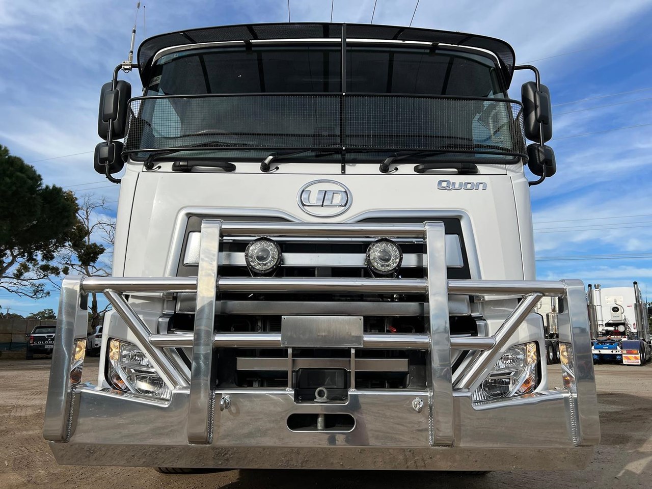 2021 UD GW 26 460 QUON for sale