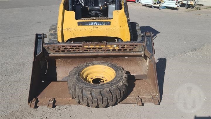 2017 CATERPILLAR 216B for sale