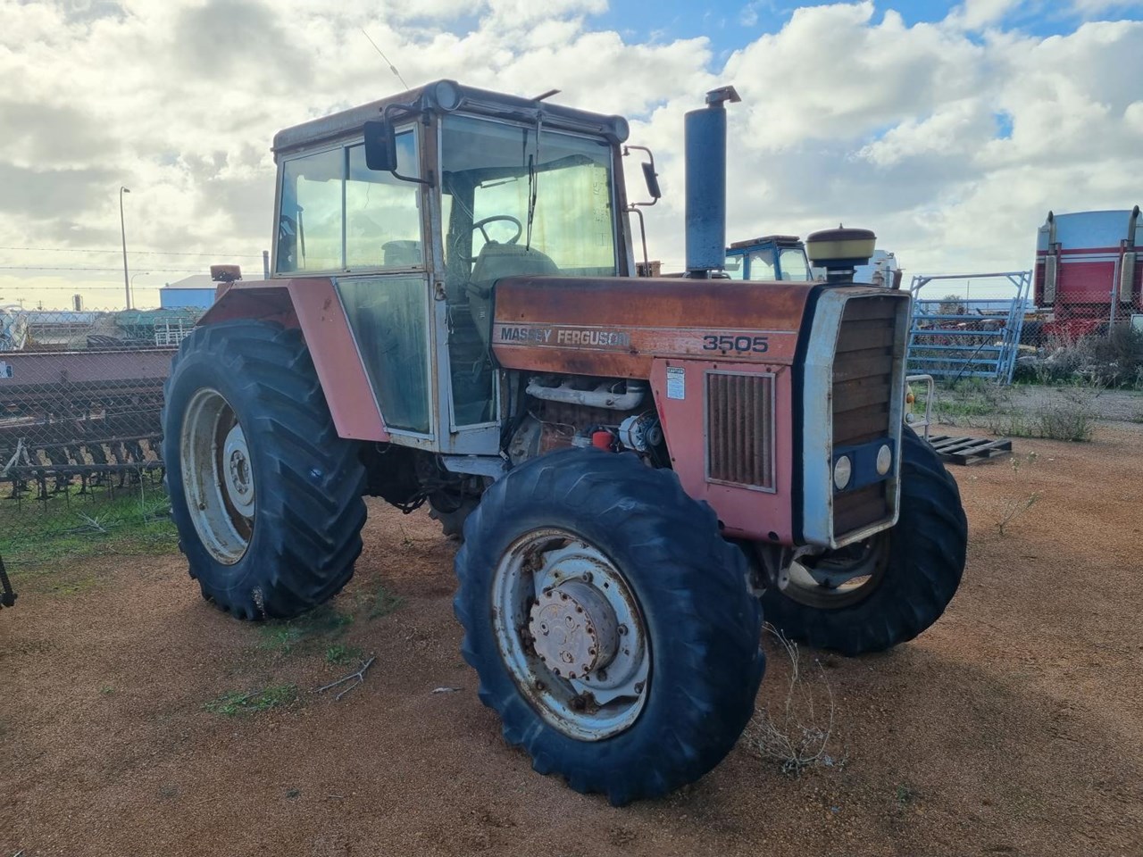 1985 MASSEY FERGUSON 3505 for sale (refcode TA1188579)