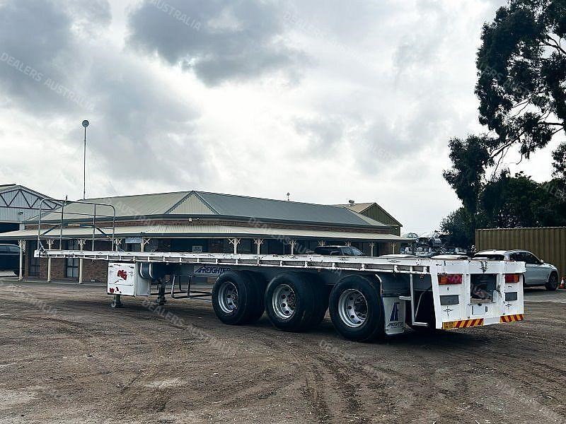 2000 FREIGHTER 22 PALLET FLAT DECK OPEN TRAILER for sale